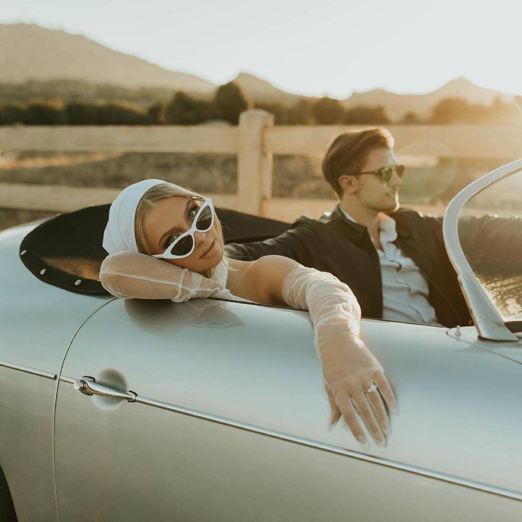 Wedding car & wedding transportation ideas - Bride Life Style